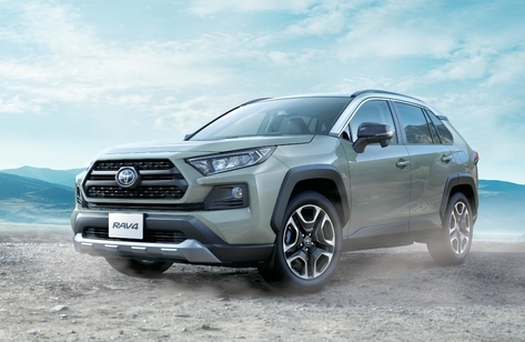 RAV4の装備が一部改良になりました